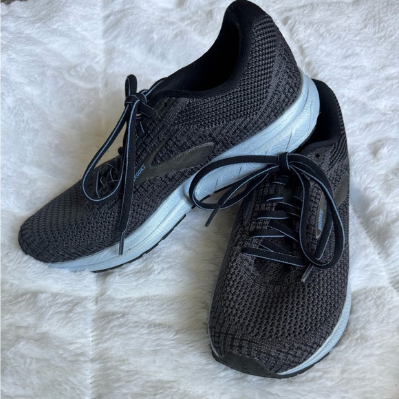 Brooks | Shoes | Brooks Revel 3 Dna Running Shoes Black With Light Blue ...
